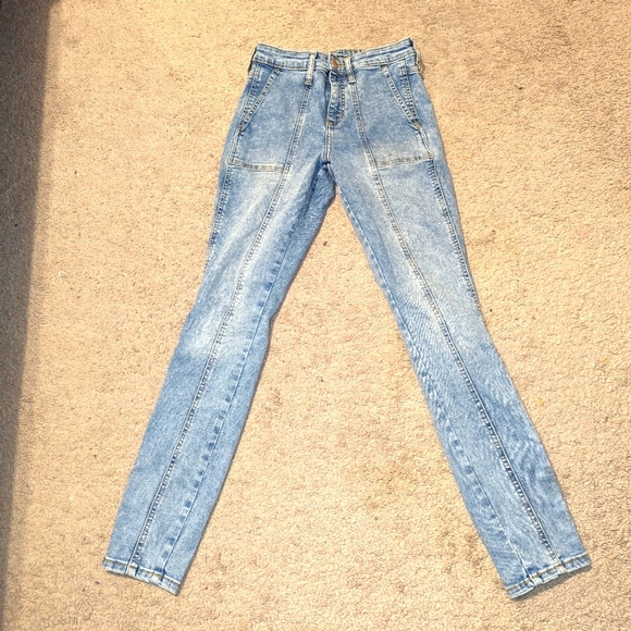 Universal Thread | Jeans | Universal Thread Jeans | Poshmark